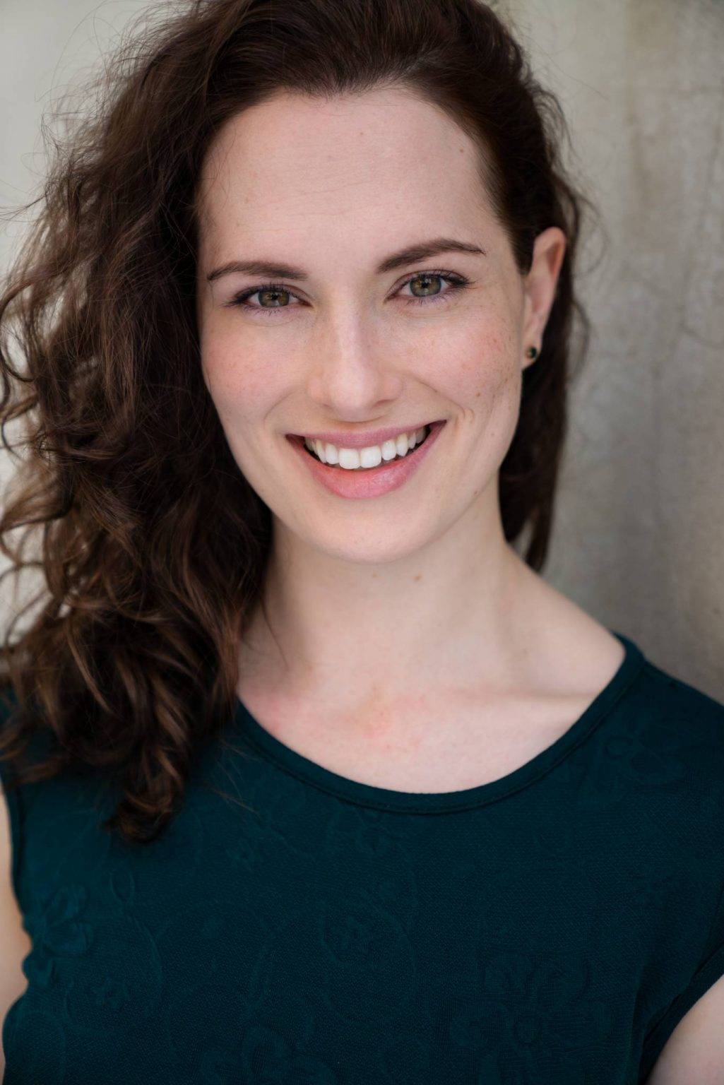 Zoë Harlen headshot - Meerkat Productions